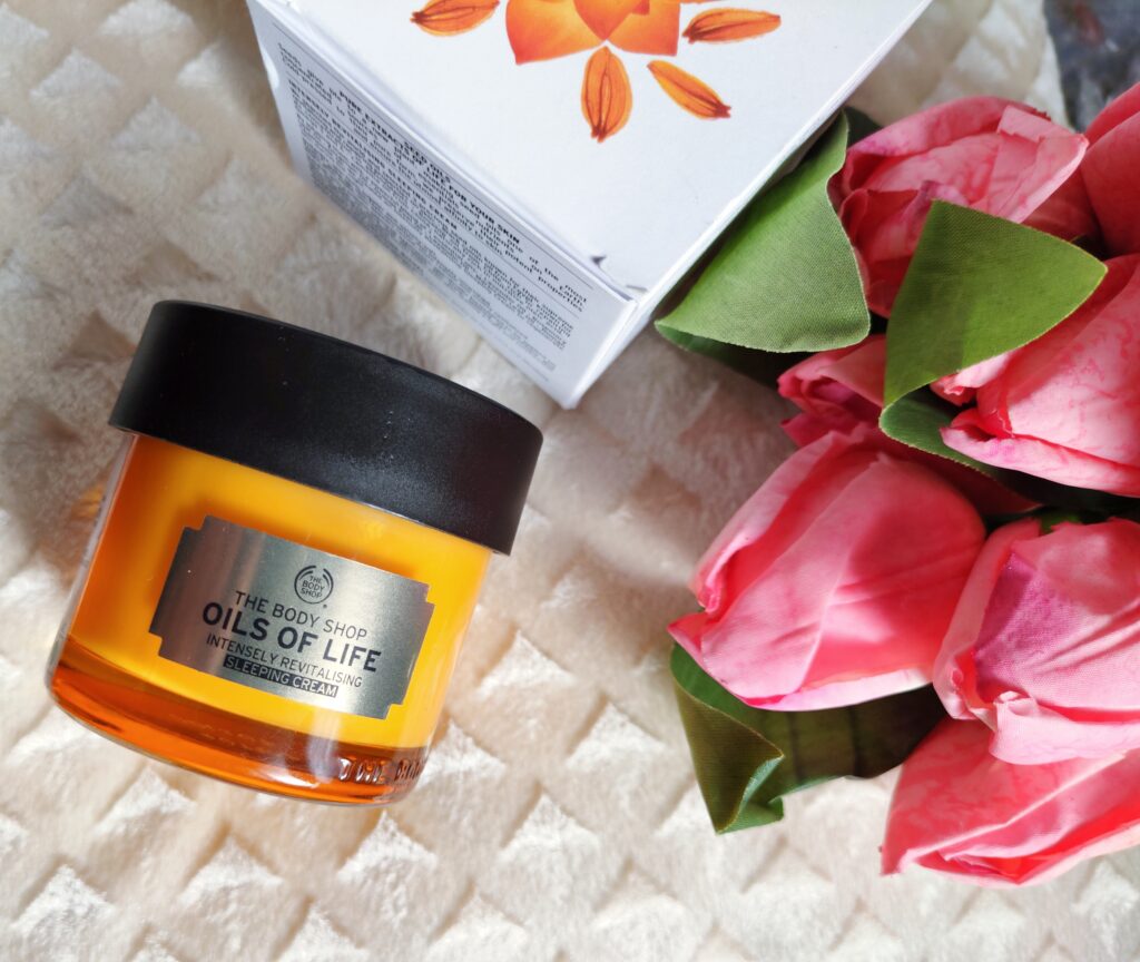 The Body Shop Oils of Life Revitalizing Sleeping Cream Review - Influsser